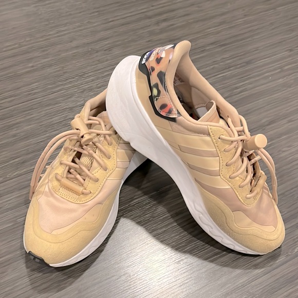 adidas | Shoes | Adidas Choigo Sneaker Size 6 | Poshmark